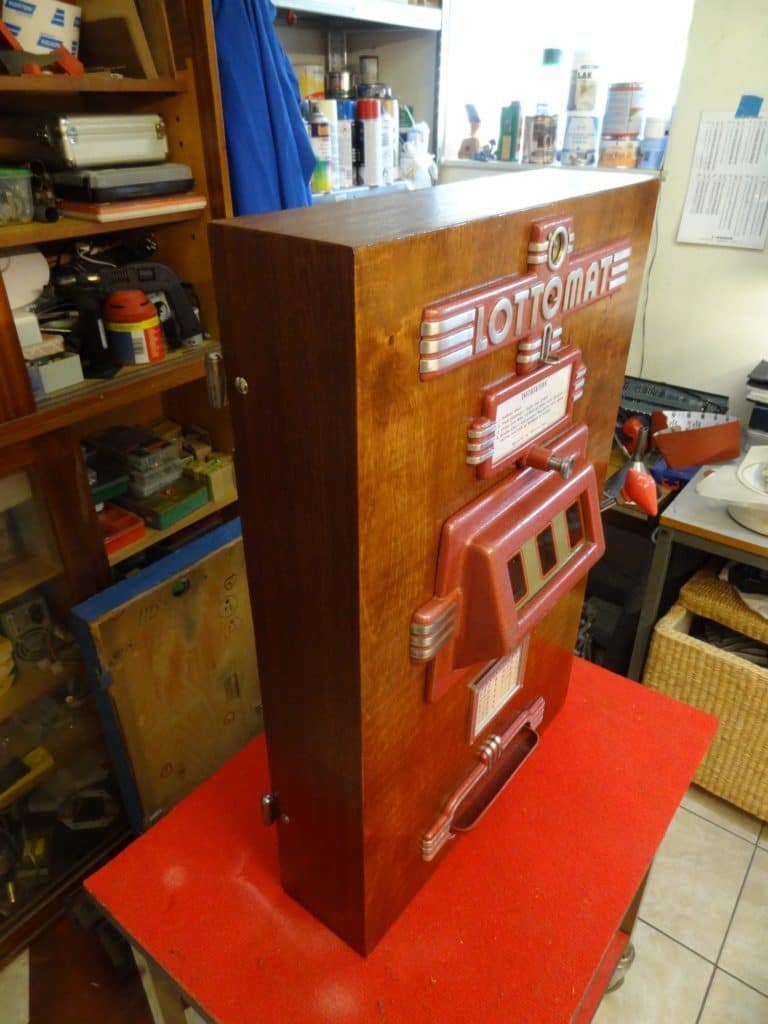 Lottomat_finishing_2 – Restaurering af automater